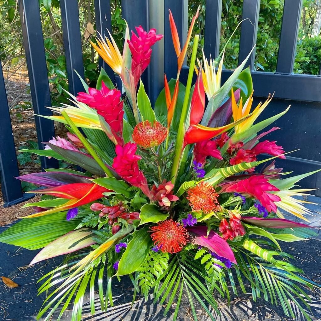 20 Small Tropical Garden Ideas That Look Absolutely Gorgeous