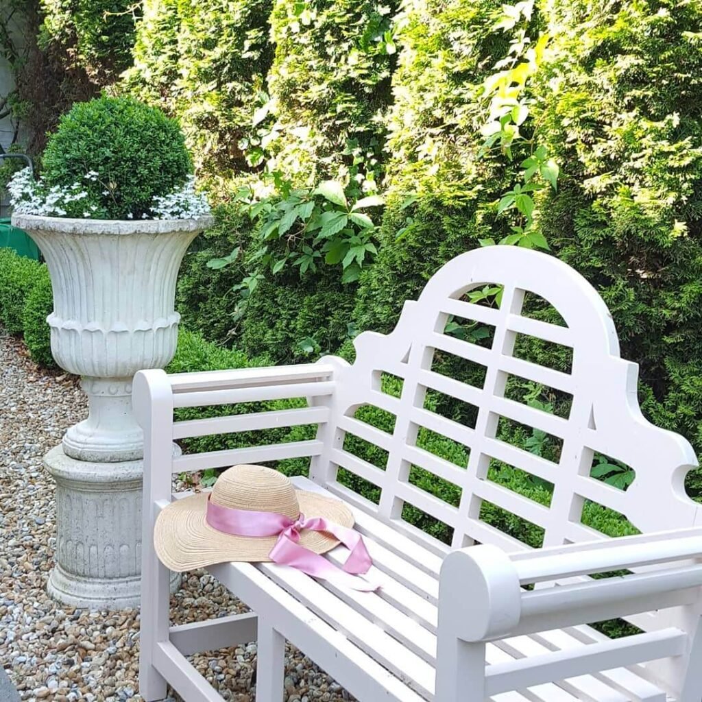 Garden Bench Ideas That Will Instantly Elevate Your Outdoor Space ...