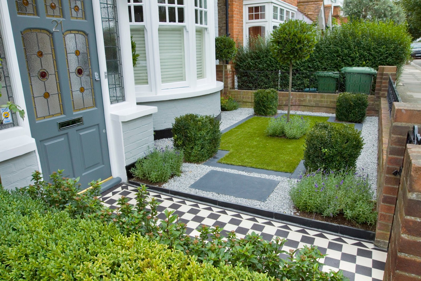 24 Stunning Garden Ideas for Your Front of House That’ll Boost Curb ...