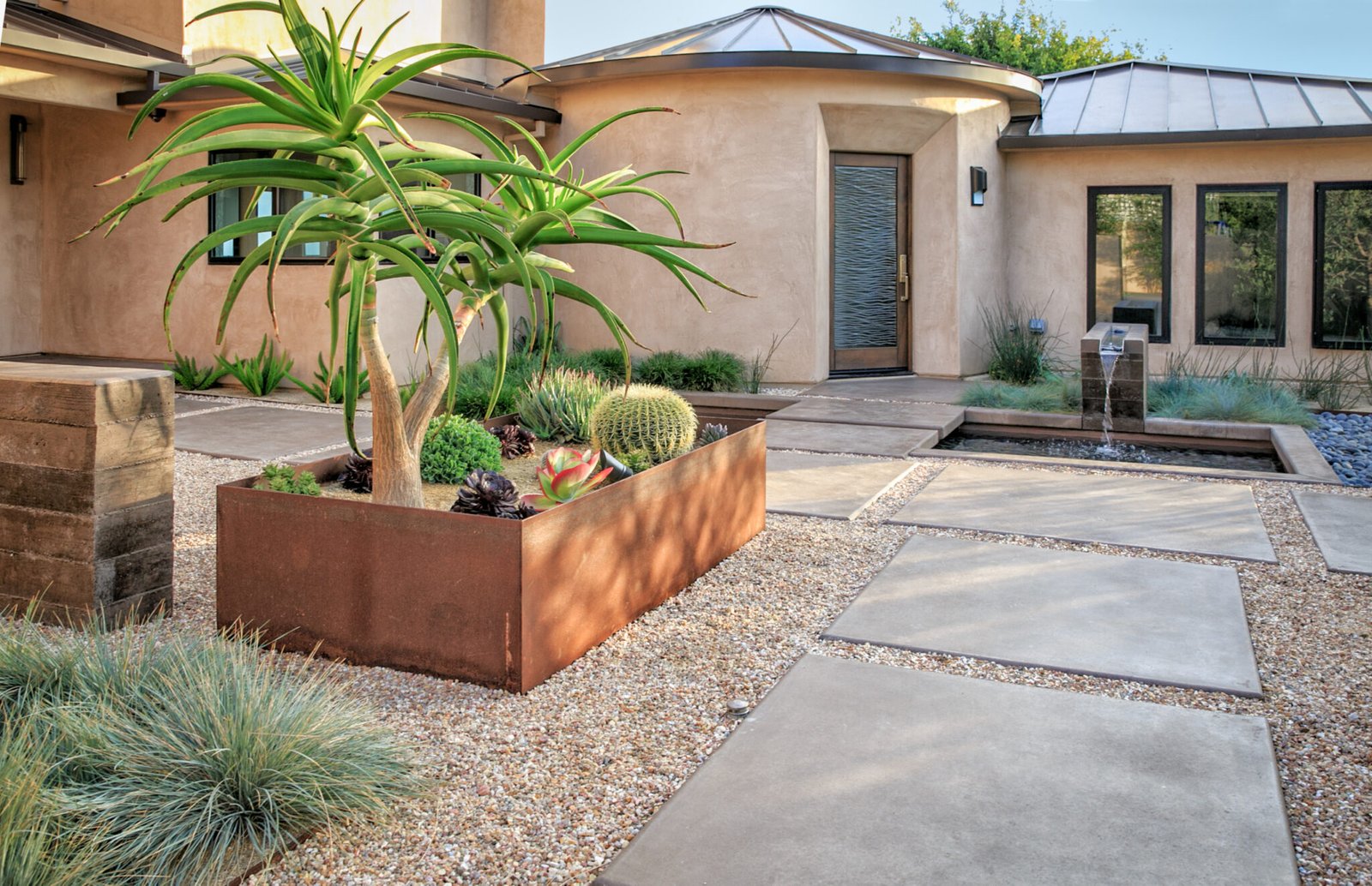 20 Stunning Large Front Yard Landscaping Ideas That'll Make Your ...